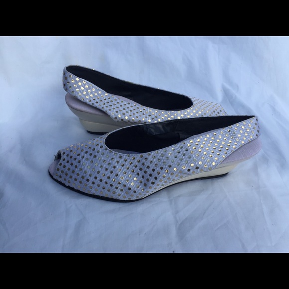 Andre Assous | Shoes | Andre Assous White Fabric Sling Back Wedge Shoe ...
